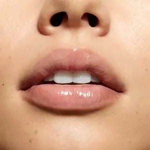 KYLIE COSMETICS Vanilla Caramel Lip Butter