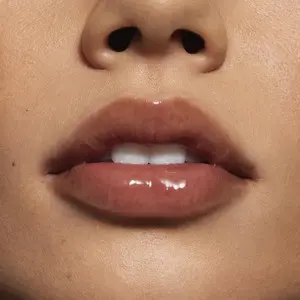 KYLIE COSMETICS Vanilla Caramel Lip Butter
