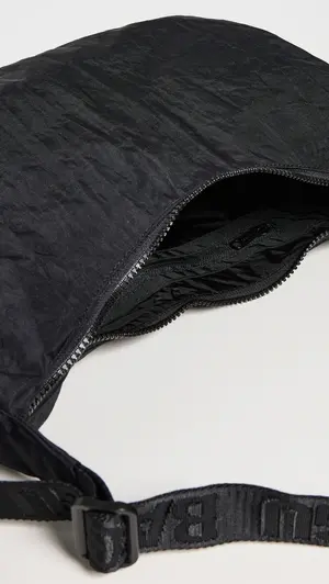 Baggu Medium Nylon Crescent Bag