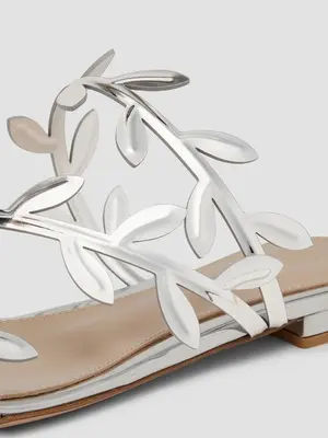 GIANVITO ROSSI Flavia Metallic Leather Flat Sandals - Silver