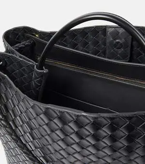 Bottega Veneta Andiamo Large Leather Tote Bag - Black