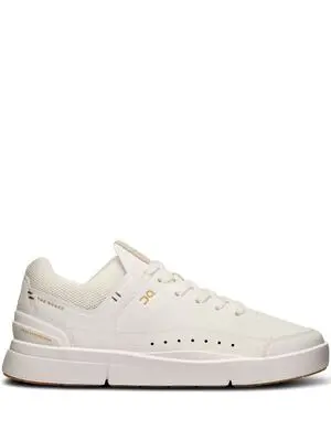 On The Roger Centre Court Sneakers