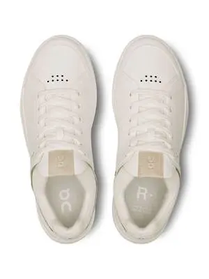 On The Roger Centre Court Sneakers