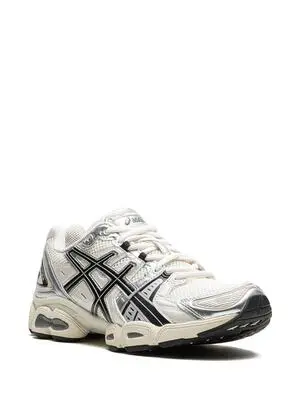 Asics Gel-nimbus Sneakers - White