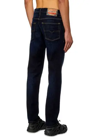 DIESEL® 2023 D-finitive Tapered Jeans - Denim