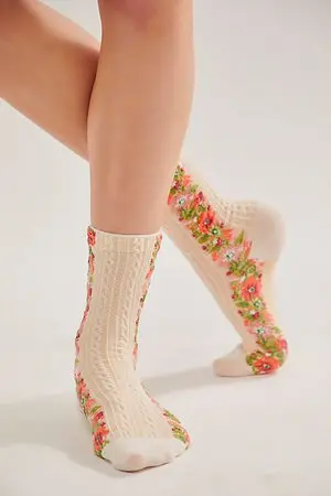 Free People Garden Brunch Crew Socks - Tan