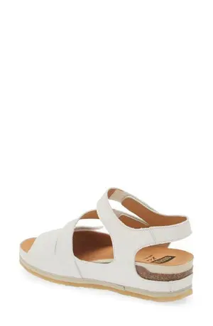 ON FOOT 206 Austin Platform Sandal - Hielo
