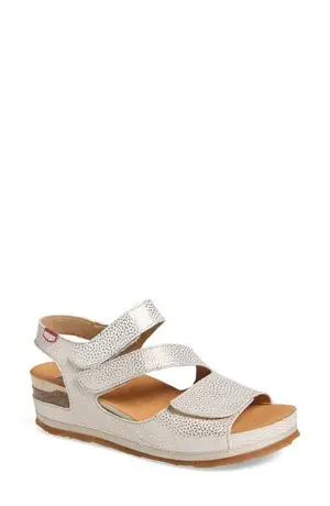 ON FOOT 206 Austin Platform Sandal - Starlight Oro