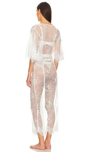 HOMEBODII Kassiah Robe