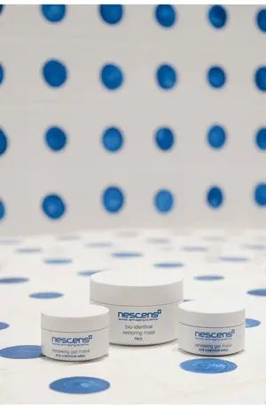 NESCENS Renew Gel Eye Contour Mask
