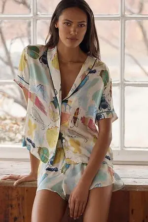 Women's Curved Hem Pajama Shorts