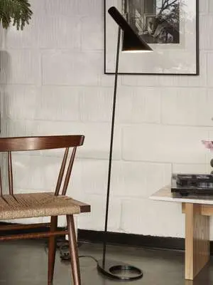 LOUIS POULSEN Aj Steel Floor Lamp