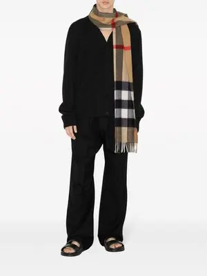 Burberry Vintage Check Cashmere Scarf - Neutrals