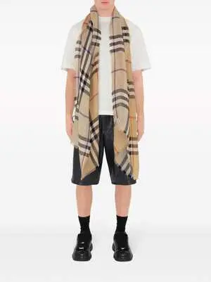 Burberry Reversible Check Scarf - Neutrals