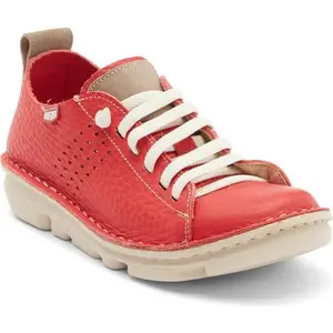 On Foot Paneled Shoes For Women