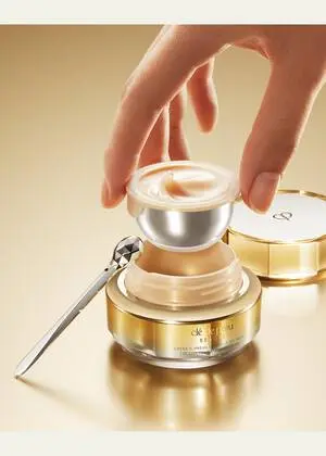 CLE DE PEAU BEAUTE Eye Contour Cream Supreme 0.5 Oz