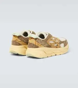 Hoka One One Clifton L Suede Sneakers - Beige
