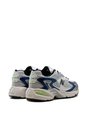 NEW BALANCE 725v1 Sneakers - Grey