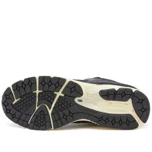 NEW BALANCE M2002rib Sneakers