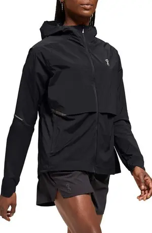 On Core Hooded Packable Running Jacket - Black