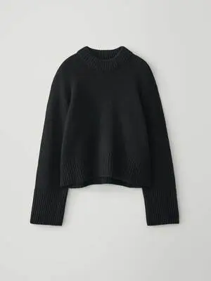 LISA YANG Sony Crewneck Cashmere Sweater
