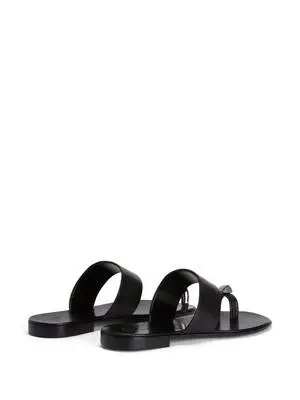GIUSEPPE ZANOTTI Norbert Leather Toe-loop Sandals - Black