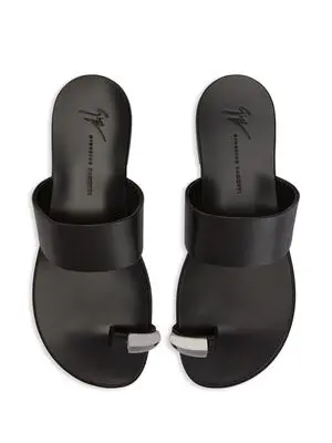 GIUSEPPE ZANOTTI Norbert Leather Toe-loop Sandals - Black
