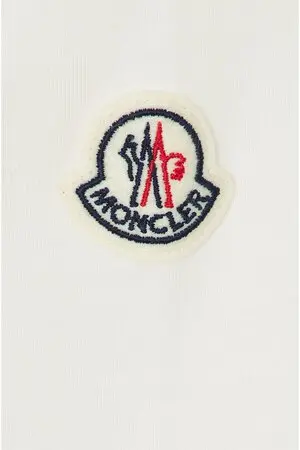 Moncler Short Sleeve Logo T-shirt In White - Silk White