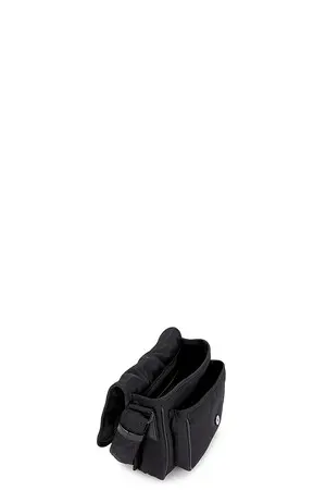 Saint Laurent Bv Niki Messenger Bag - Nero