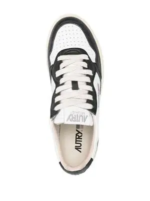 AUTRY Logo-patch Leather Sneakers