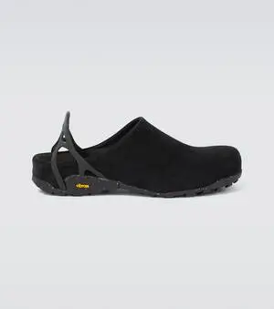 ROA Fedaia Suede Clogs - Black