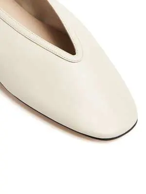 Le Monde Beryl Luna Leather Ballerinas - White