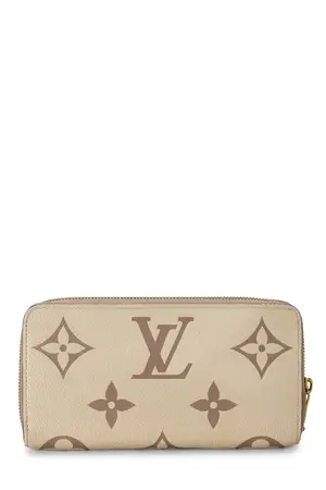 LOUIS VUITTON Giant Monogram Empreinte Zippy Continental - Cream