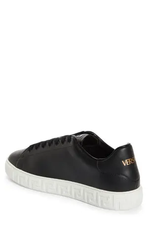 Versace Greca Low-top Sneakers - Black