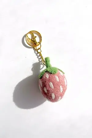GOLDEN HOUR DESIGNS Felt Strawberry Keychain