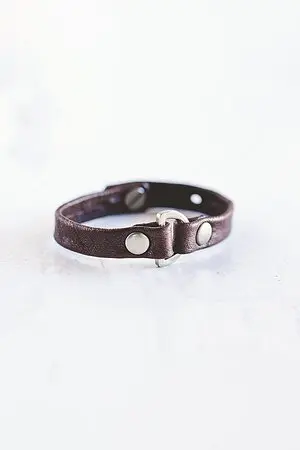 GIVING BRACELETS Giving Bracelets Do Good Leather Bracelet Brown