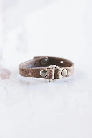 GIVING BRACELETS Giving Bracelets Do Good Leather Bracelet Grey