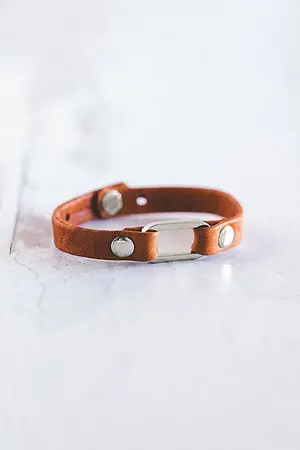 GIVING BRACELETS Giving Bracelets Mesa Leather Bracelet Rustic Brown