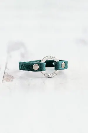 GIVING BRACELETS I Am Peace Mantra Bracelet - Blue Spruce