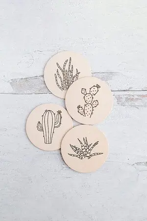 GIVING BRACELETS Succulent Print Leather Coaster Set - Natural