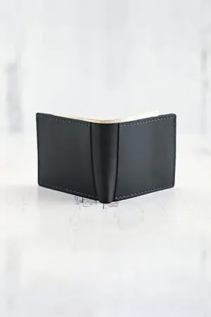 GIVING BRACELETS Leather Bifold Wallet - Black
