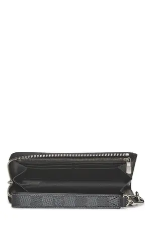 LOUIS VUITTON Damier Graphite Zippy Dragonne