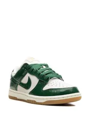 Nike Dunk Low Lx Gorge Green Ostrich Sneakers - White