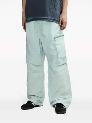Izzue Logo-embroidery Crinkled Cargo Trousers