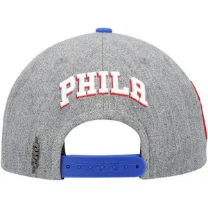 PRO STANDARD Philadelphia 76ers Classic Logo Two-tone Snapback Cap