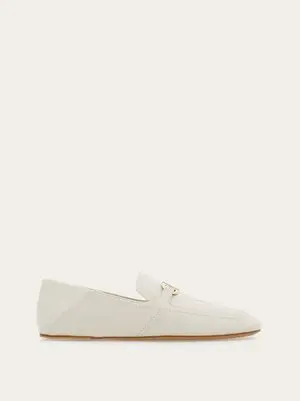 FERRAGAMO Woman New Vara Buckle Loafer Mascarpone