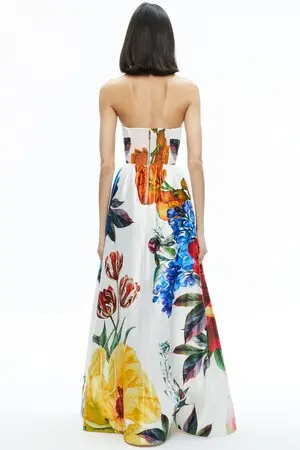 Alice + Olivia Stella Strapless Gown