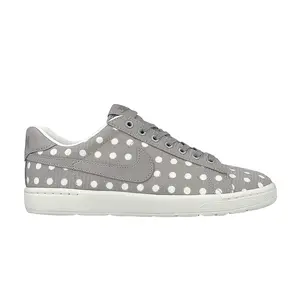 Nike Tennis Classic Ultra Premium