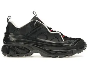Burberry Check Arthurin Sneakers - Black/red