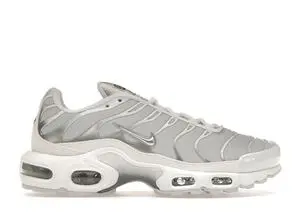 Nike Air Max Plus Sneakers
